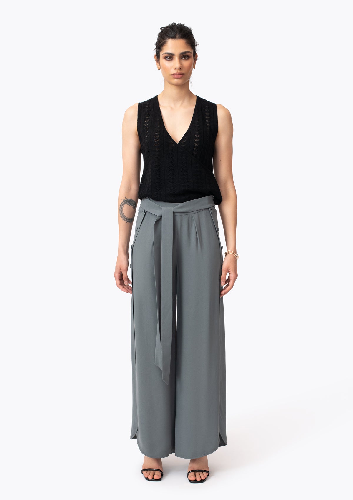Arya Pant – Narvan